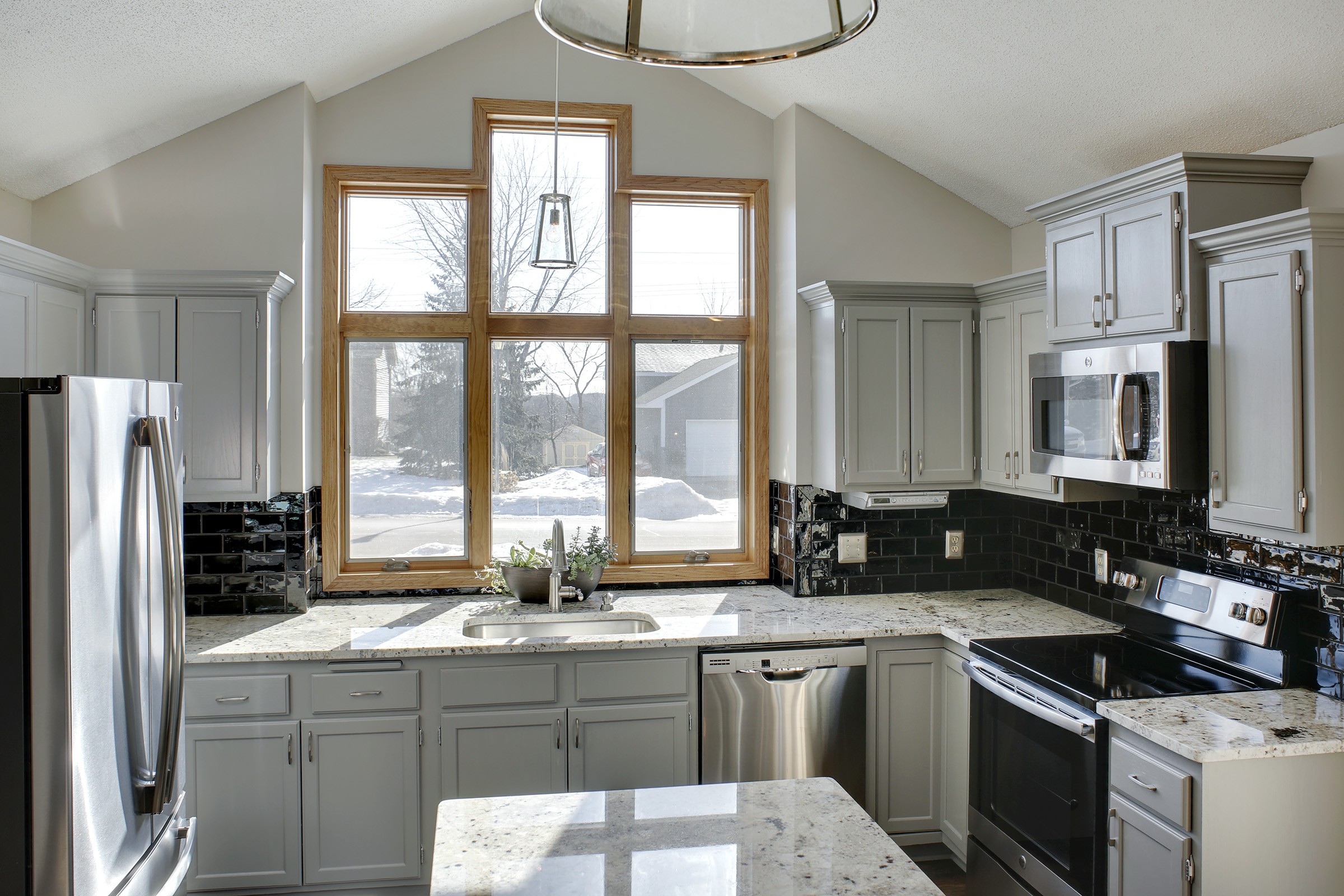 Stock Vs Semi Custom Vs Custom Kitchen Cabinets Home Building And